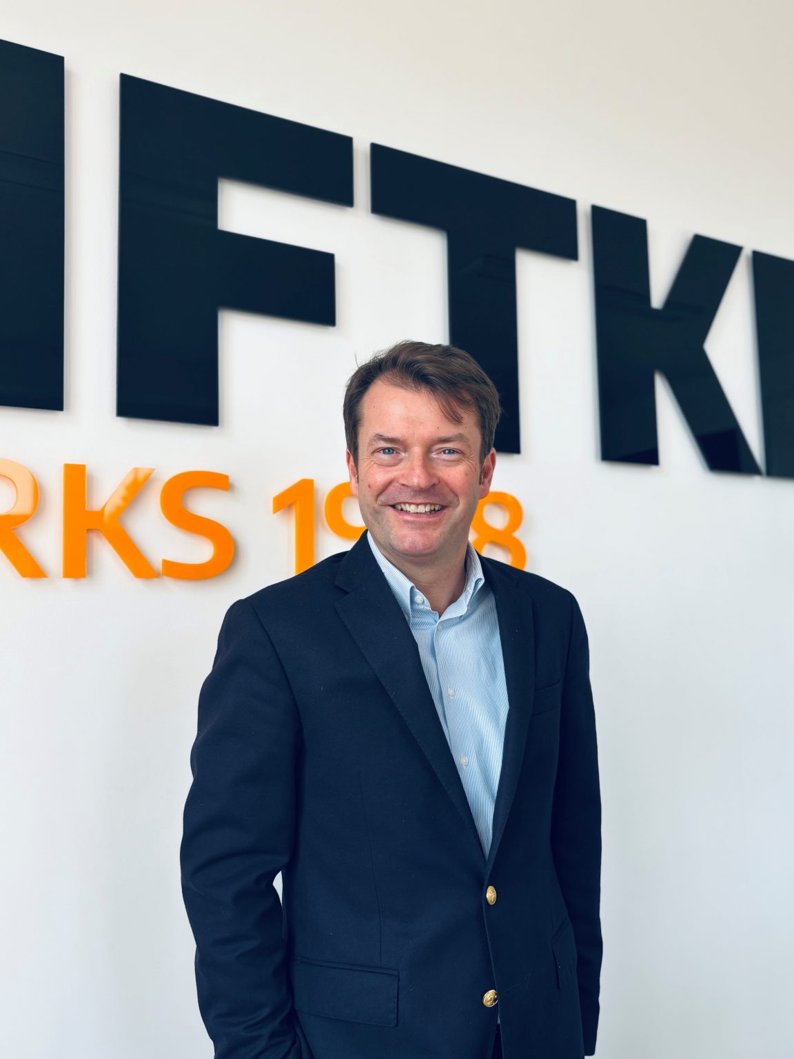 LIFTKET expands presence in Italy - LIFTKET Electric chain hoists